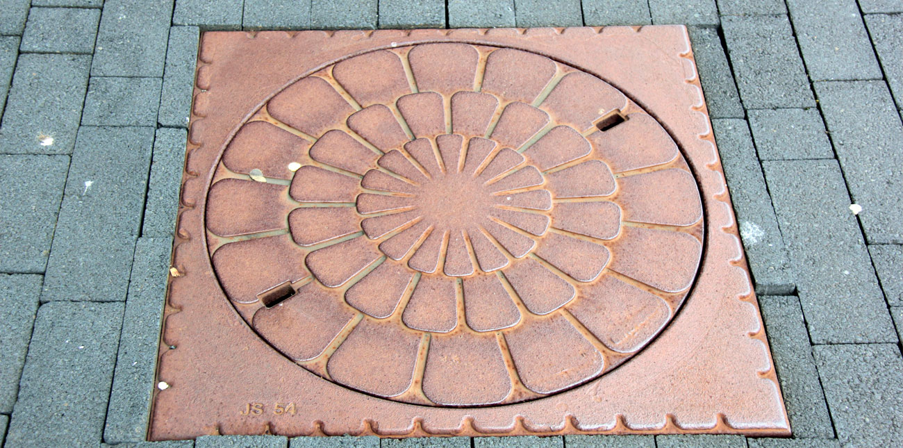 Fonte de voirie : Avaloirs, plaques & grilles d'égout | Les Matériaux
